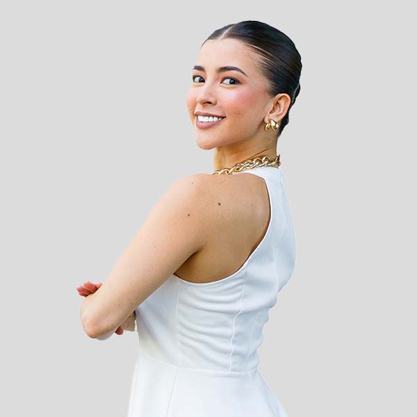 Ximena Cruz, Experta Inmobiliaria | Canoa Bienes Raíces